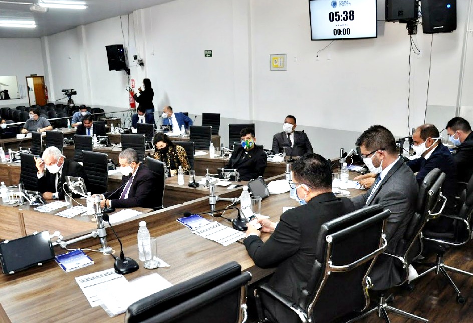 Câmara terá sessão extra. Projeto define posse dos vereadores eleitos ...